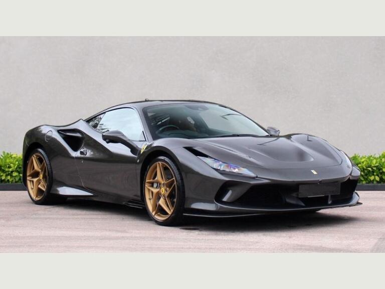 Ferrari F8 Tributo Hire for Prom | Unforgettable School Prom Limo & Cars